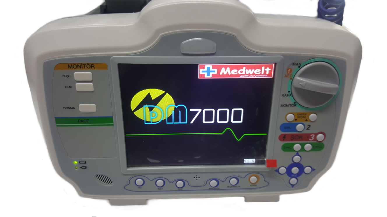 Medwelt Monitörlü Defibrilatör Cihazı DM-7000 – Besa Medikal